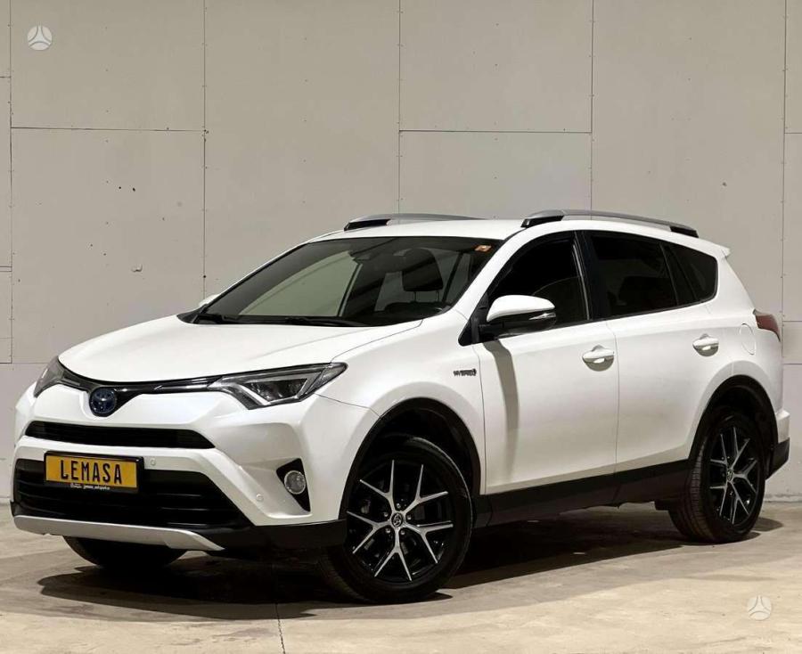 Balts Toyota RAV4 2016 Klaipėda, ar dzinēja tilpumu 2.49 L un nobraukumu 291 tūkst. km par 13500 €, foto 5 vietnē AUTOMOTO.COM.LV