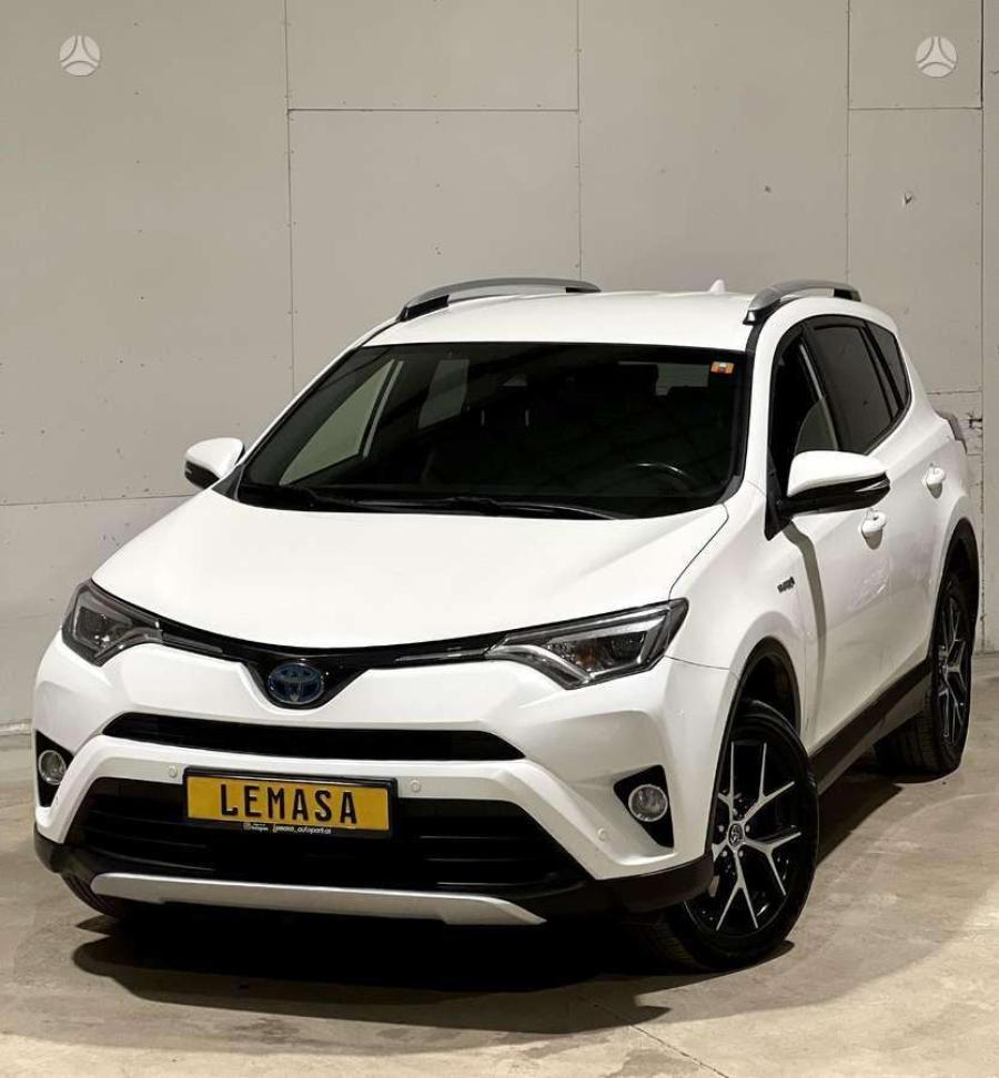 Balts Toyota RAV4 2016 Klaipėda, ar dzinēja tilpumu 2.49 L un nobraukumu 291 tūkst. km par 13500 €, foto 13 vietnē AUTOMOTO.COM.LV
