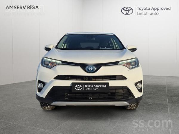 Balts Toyota RAV4 2016 Rīga, ar dzinēja tilpumu 2.50 L un nobraukumu 165 tūkst. km par 15800 €, foto 5 vietnē AUTOMOTO.COM.LV