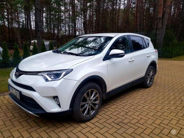 Balts Toyota RAV4 2016 Viļņa, ar dzinēja tilpumu 2.00 L un nobraukumu 110 tūkst. km par 14900 €, foto 1 vietnē AUTOMOTO.COM.LV