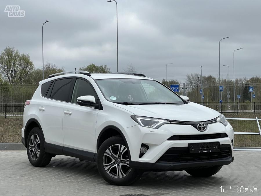 Balts Toyota RAV4 2016 Tauragė, ar dzinēja tilpumu 2.00 L un nobraukumu 255 tūkst. km par 12300 €, foto 4 vietnē AUTOMOTO.COM.LV