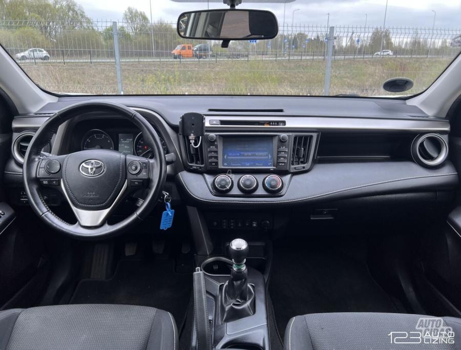 Balts Toyota RAV4 2016 Tauragė, ar dzinēja tilpumu 2.00 L un nobraukumu 255 tūkst. km par 12300 €, foto 12 vietnē AUTOMOTO.COM.LV
