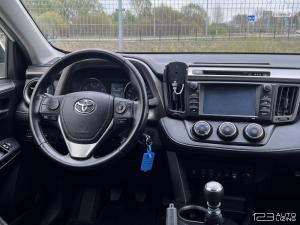 Balts Toyota RAV4 2016 Tauragė, ar dzinēja tilpumu 2.00 L un nobraukumu 255 tūkst. km par 12300 €, foto 13 vietnē AUTOMOTO.COM.LV