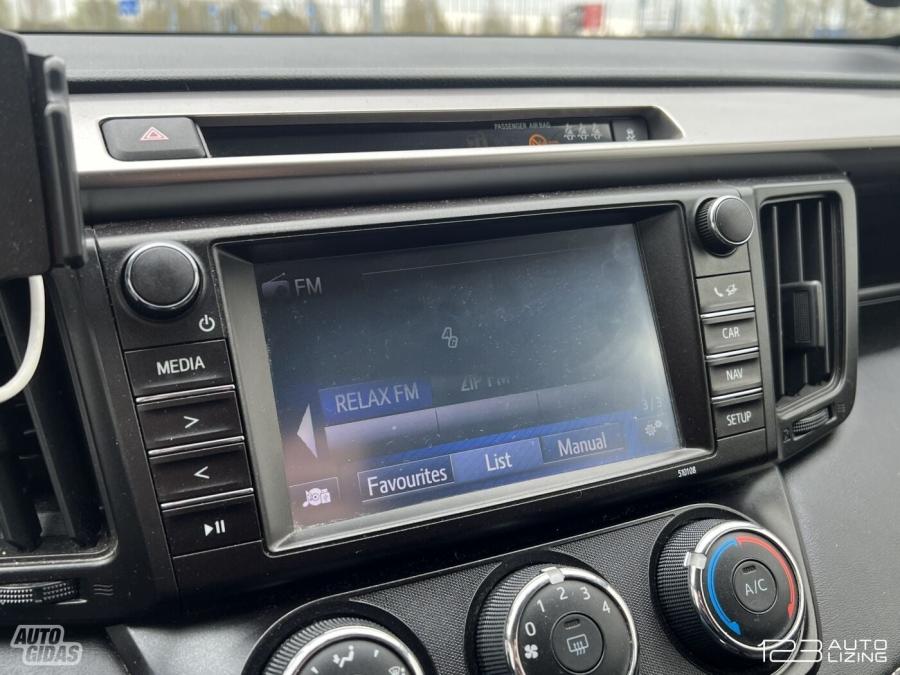 Balts Toyota RAV4 2016 Tauragė, ar dzinēja tilpumu 2.00 L un nobraukumu 255 tūkst. km par 12300 €, foto 16 vietnē AUTOMOTO.COM.LV