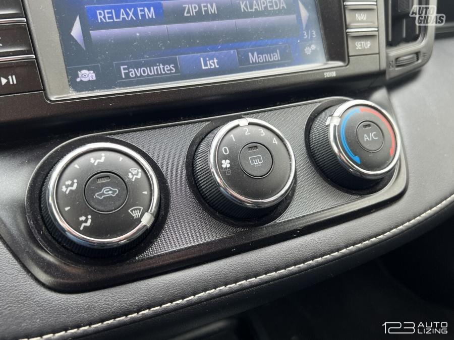 Balts Toyota RAV4 2016 Tauragė, ar dzinēja tilpumu 2.00 L un nobraukumu 255 tūkst. km par 12300 €, foto 18 vietnē AUTOMOTO.COM.LV