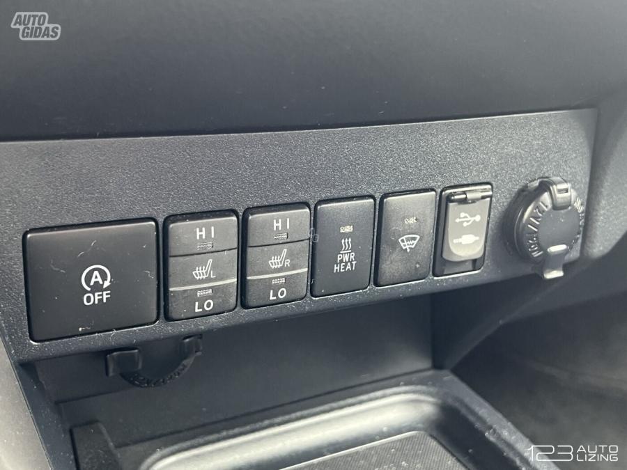 Balts Toyota RAV4 2016 Tauragė, ar dzinēja tilpumu 2.00 L un nobraukumu 255 tūkst. km par 12300 €, foto 19 vietnē AUTOMOTO.COM.LV