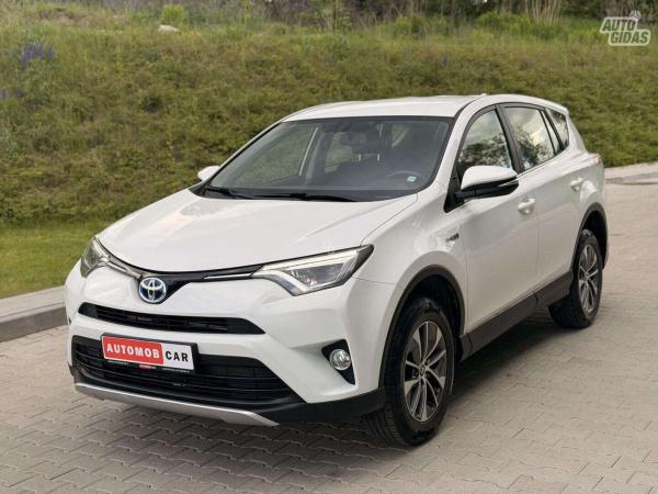 Balts Toyota RAV4 2016 Viļņa, ar dzinēja tilpumu 0.00 L un nobraukumu 123 tūkst. km par 16750 €, foto 1 vietnē AUTOMOTO.COM.LV
