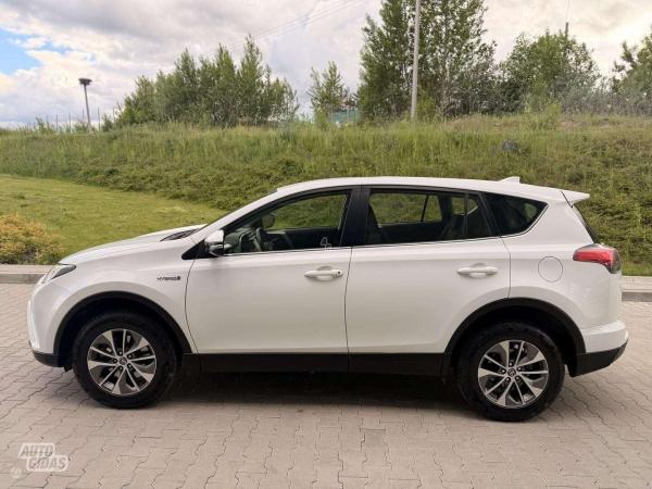 Balts Toyota RAV4 2016 Viļņa, ar dzinēja tilpumu 0.00 L un nobraukumu 123 tūkst. km par 16750 €, foto 8 vietnē AUTOMOTO.COM.LV