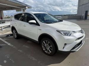 White Toyota RAV4 2016 in Vilnius, with an engine capacity of 2.49 L and mileage of 107 thousand km for 21100 €, photo 6 on AUTOMOTO.COM.LV