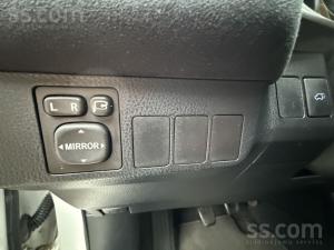 White Toyota RAV4 2016 in Riga, with an engine capacity of 2.00 L and mileage of 0 thousand km for 11690 €, photo 16 on AUTOMOTO.COM.LV