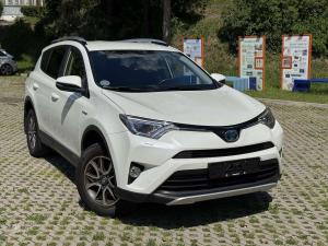 White Toyota RAV4 2016 in Kaunas, with an engine capacity of 2.49 L and mileage of 192 thousand km for 16950 €, photo  on AUTOMOTO.COM.LV