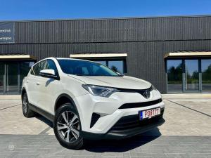 Balts Toyota RAV4 2016 Šauļi, ar dzinēja tilpumu 2.00 L un nobraukumu 191 tūkst. km par 11950 €, foto  vietnē AUTOMOTO.COM.LV