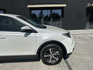 Balts Toyota RAV4 2016 Šauļi, ar dzinēja tilpumu 2.00 L un nobraukumu 191 tūkst. km par 11950 €, foto 12 vietnē AUTOMOTO.COM.LV
