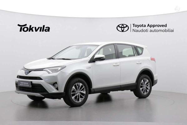 White Toyota RAV4 2016 in Vilnius, with an engine capacity of 2.49 L and mileage of 139 thousand km for 18900 €, photo 1 on AUTOMOTO.COM.LV