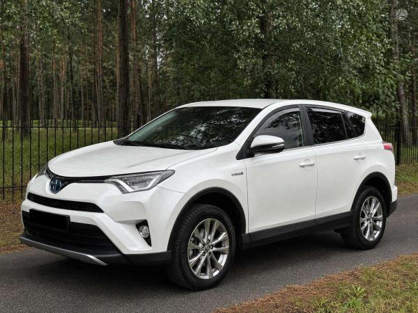Balts Toyota RAV4 2016 Viļņa, ar dzinēja tilpumu 2.49 L un nobraukumu 192 tūkst. km par 17400 €, foto 5 vietnē AUTOMOTO.COM.LV