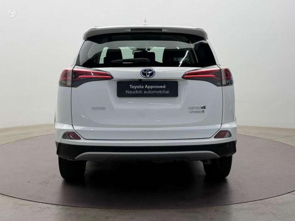 Balts Toyota RAV4 2016 Panevēža, ar dzinēja tilpumu 2.49 L un nobraukumu 149 tūkst. km par 17990 €, foto 7 vietnē AUTOMOTO.COM.LV