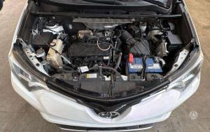 White Toyota RAV4 2016 in Kaunas, with an engine capacity of 2.00 L and mileage of 207 thousand km for 9650 €, photo 13 on AUTOMOTO.COM.LV