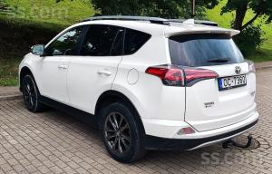 Balts Toyota RAV4 2016 Rēzekne, ar dzinēja tilpumu 2.00 L un nobraukumu 213 tūkst. km par 14700 €, foto 5 vietnē AUTOMOTO.COM.LV