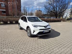 Balts Toyota RAV4 2016 Rīga, ar dzinēja tilpumu 2.50 L un nobraukumu 178 tūkst. km par 16500 €, foto  vietnē AUTOMOTO.COM.LV