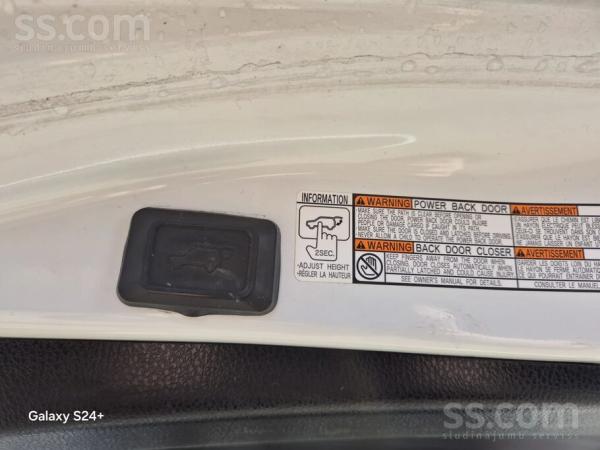 Balts Toyota RAV4 2016 Rīga, ar dzinēja tilpumu 2.50 L un nobraukumu 178 tūkst. km par 16500 €, foto 5 vietnē AUTOMOTO.COM.LV