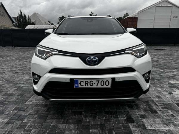 Белый Тойота РАВ 4 2016 в Каунас, объемом двигателя 2.49 л и пробегом 170 тыс. км за 15200 €, фото 3 на AUTOMOTO.COM.LV