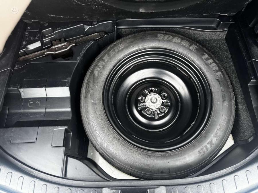 Balts Toyota RAV4 2016 Kauņa, ar dzinēja tilpumu 2.49 L un nobraukumu 170 tūkst. km par 15200 €, foto 24 vietnē AUTOMOTO.COM.LV