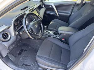 Белый Тойота РАВ 4 2016 в Каунас, объемом двигателя 2.49 л и пробегом 192 тыс. км за 16950 €, фото 14 на AUTOMOTO.COM.LV