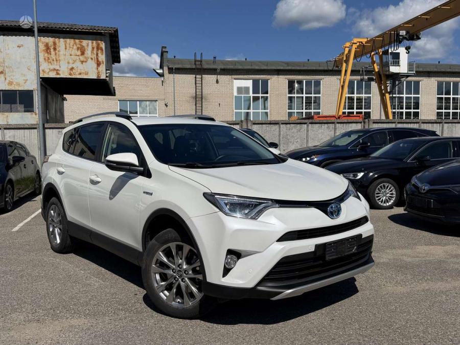 Balts Toyota RAV4 2016 Viļņa, ar dzinēja tilpumu 2.49 L un nobraukumu 204 tūkst. km par 16300 €, foto 8 vietnē AUTOMOTO.COM.LV