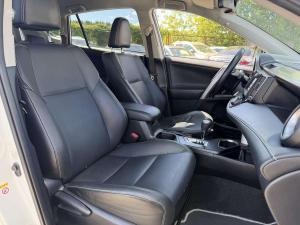 Balts Toyota RAV4 2016 Viļņa, ar dzinēja tilpumu 2.49 L un nobraukumu 204 tūkst. km par 16300 €, foto 22 vietnē AUTOMOTO.COM.LV