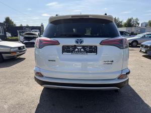 Balts Toyota RAV4 2016 Panevēža, ar dzinēja tilpumu 2.50 L un nobraukumu 298 tūkst. km par 14200 €, foto 5 vietnē AUTOMOTO.COM.LV