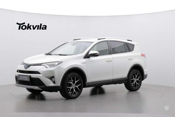 White Toyota RAV4 2016 in Vilnius, with an engine capacity of 2.49 L and mileage of 117 thousand km for 19900 €, photo 1 on AUTOMOTO.COM.LV