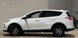 White Toyota RAV4 2016 in Klaipeda, with an engine capacity of 2.49 L and mileage of 154 thousand km for 16900 €, photo 28 on AUTOMOTO.COM.LV