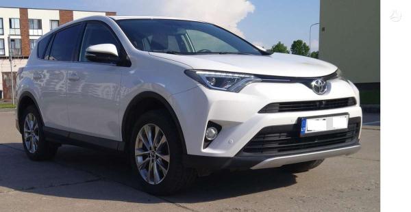 White Toyota RAV4 2016 in Vilnius, with an engine capacity of 2.00 L and mileage of 196 thousand km for 10500 €, photo 1 on AUTOMOTO.COM.LV