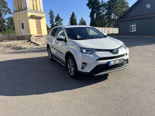 Тойота РАВ 4 2016 в Вильнюс на AUTOMOTO.COM.LV Белый Тойота РАВ 4 2016 в Вильнюс, объемом двигателя 2.50 л и пробегом 217 тыс. км за 14500 €, фото 3 на AUTOMOTO.COM.LV