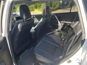 Balts Toyota RAV4 2016 Viļņa, ar dzinēja tilpumu 2.50 L un nobraukumu 217 tūkst. km par 14500 €, foto 7 vietnē AUTOMOTO.COM.LV