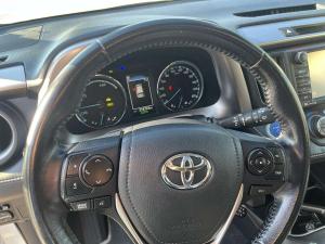 Balts Toyota RAV4 2016 Viļņa, ar dzinēja tilpumu 2.50 L un nobraukumu 217 tūkst. km par 14500 €, foto 15 vietnē AUTOMOTO.COM.LV