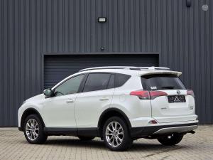 Balts Toyota RAV4 2016 Kauņa, ar dzinēja tilpumu 2.49 L un nobraukumu 211 tūkst. km par 17450 €, foto 6 vietnē AUTOMOTO.COM.LV