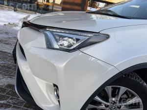 Balts Toyota RAV4 2016 Daugavpils, ar dzinēja tilpumu 2.50 L un nobraukumu 229 tūkst. km par 15750 €, foto 5 vietnē AUTOMOTO.COM.LV
