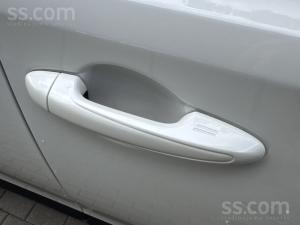 Balts Toyota RAV4 2016 Daugavpils, ar dzinēja tilpumu 2.50 L un nobraukumu 229 tūkst. km par 15750 €, foto 13 vietnē AUTOMOTO.COM.LV