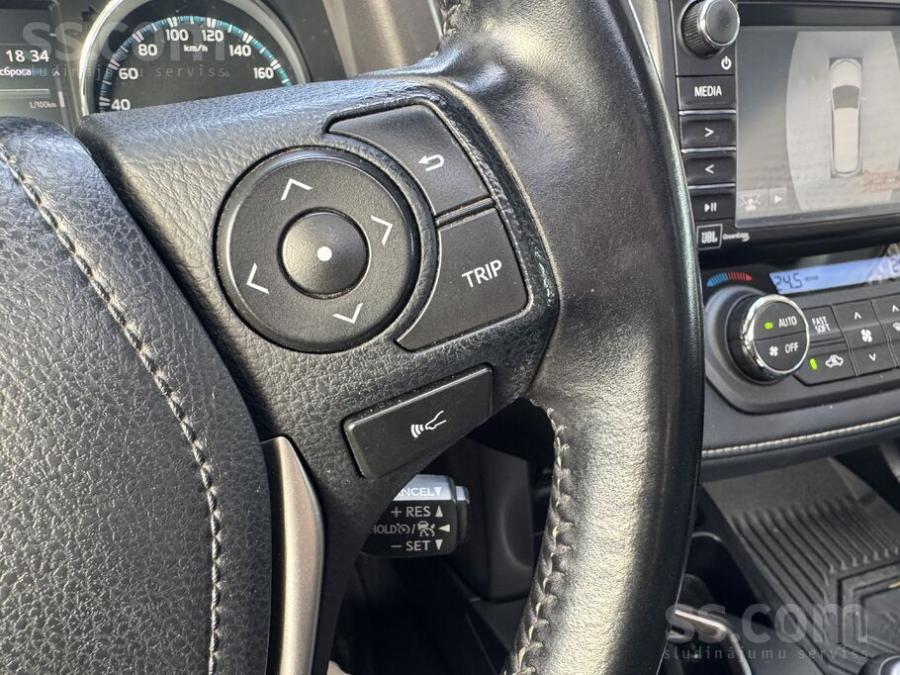 Balts Toyota RAV4 2016 Daugavpils, ar dzinēja tilpumu 2.50 L un nobraukumu 229 tūkst. km par 15750 €, foto 25 vietnē AUTOMOTO.COM.LV