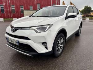 Balts Toyota RAV4 2016 Tauragė, ar dzinēja tilpumu 2.00 L un nobraukumu 200 tūkst. km par 11200 €, foto  vietnē AUTOMOTO.COM.LV