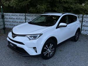 White Toyota RAV4 2016 in Vilnius, with an engine capacity of 2.00 L and mileage of 228 thousand km for 11400 €, photo  on AUTOMOTO.COM.LV