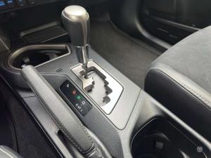 White Toyota RAV4 2016 in Vilnius, with an engine capacity of 2.49 L and mileage of 183 thousand km for 16300 €, photo 30 on AUTOMOTO.COM.LV