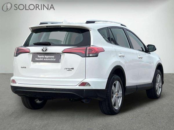 Balts Toyota RAV4 2016 Klaipėda, ar dzinēja tilpumu 1.99 L un nobraukumu 225 tūkst. km par 14500 €, foto 3 vietnē AUTOMOTO.COM.LV