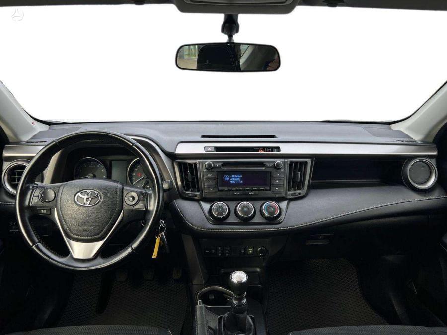 Balts Toyota RAV4 2016 Klaipėda, ar dzinēja tilpumu 1.99 L un nobraukumu 225 tūkst. km par 14500 €, foto 9 vietnē AUTOMOTO.COM.LV