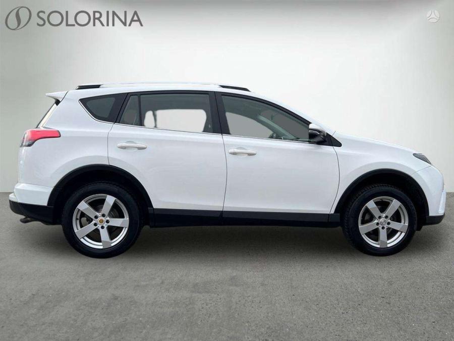 Balts Toyota RAV4 2016 Klaipėda, ar dzinēja tilpumu 1.99 L un nobraukumu 225 tūkst. km par 14500 €, foto 17 vietnē AUTOMOTO.COM.LV