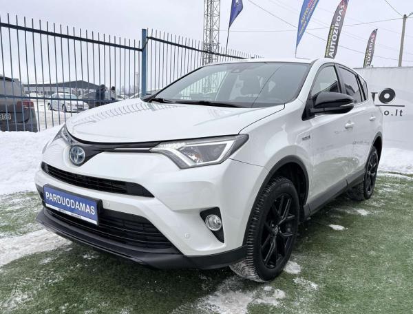 Balts Toyota RAV4 2017 Panevēža, ar dzinēja tilpumu 2.49 L un nobraukumu 195 tūkst. km par 14800 €, foto 1 vietnē AUTOMOTO.COM.LV