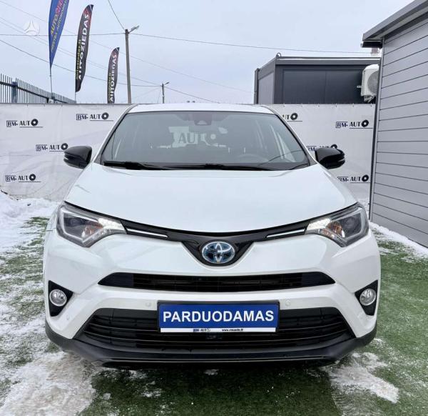 Balts Toyota RAV4 2017 Panevēža, ar dzinēja tilpumu 2.49 L un nobraukumu 195 tūkst. km par 14800 €, foto 3 vietnē AUTOMOTO.COM.LV