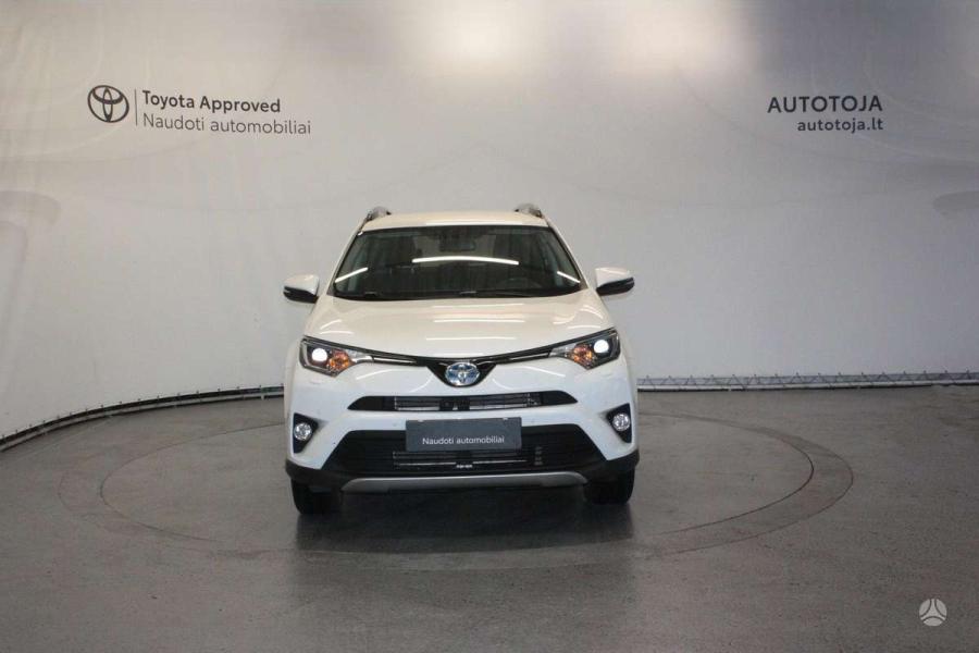 Balts Toyota RAV4 2017 Kauņa, ar dzinēja tilpumu 2.49 L un nobraukumu 256 tūkst. km par 15900 €, foto 6 vietnē AUTOMOTO.COM.LV