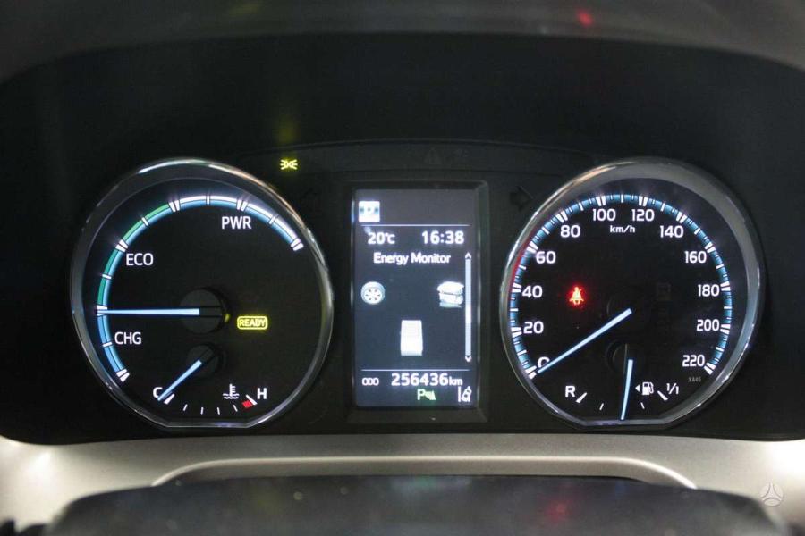 Balts Toyota RAV4 2017 Kauņa, ar dzinēja tilpumu 2.49 L un nobraukumu 256 tūkst. km par 15900 €, foto 14 vietnē AUTOMOTO.COM.LV